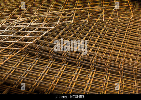Stack of rusty einforcement metal mesh grit Stock Photo - Alamy