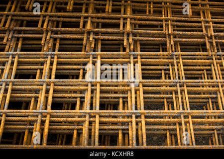 Stack of rusty einforcement metal mesh grit Stock Photo - Alamy