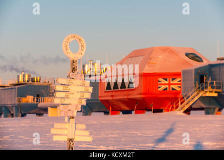 Antarctica Halley VI Research Station - British Antarctic Survey Stock ...