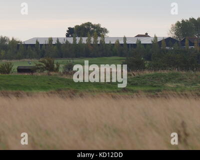 Sheerness, Kent, UK. 9th Oct, 2022. UK Weather: the waning Hunter's ...