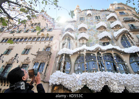 Amatller House (Puig i Cadafalch) and Batlló House (Gaudí) both in art ...