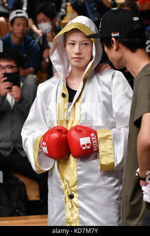 Tokyo, Japan. 6th Oct, 2017. A-bomb survivors Nobuo Miyake (R) and ...