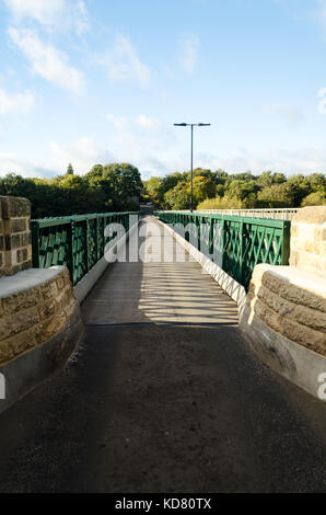 Ovingham Pedestrian Bridge at Ovingham, Northumberland Stock Photo - Alamy