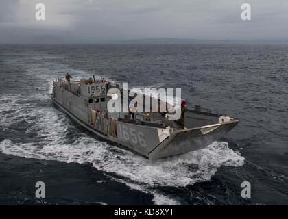Landing Craft Utility (LCU) 1656 Stock Photo - Alamy