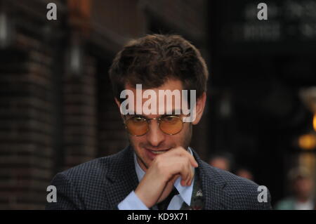 Andrew Garfield arriving at Colbert Show Stock Photo - Alamy