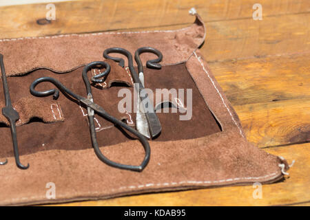 old medieval surgery doctors tools Stock Photo: 163112216 - Alamy