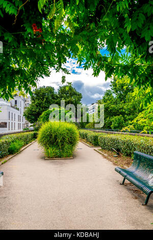 Paris Viaduct The Promenade Plantee, an elevated walkway stretching ...
