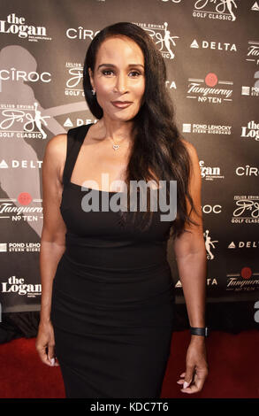 Julius Erving Golf Classic Black Tie Ball, sponsored by Delta Airlines ...