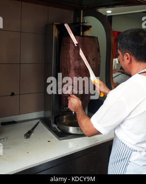 Turkish kebab shop worker Stock Photo - Alamy
