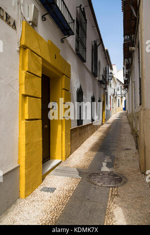 Alleyway, old town, Cordoba, Andalusia, Spain Stock Photo - Alamy