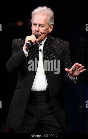 ***FILE PHOTO*** Jimmy Beaumont of The Skiyliners dies at 76 years of ...
