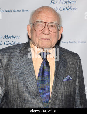 Universal City, USA. 15th Oct, 2017. Marion Ross, Walter painter, Ed ...