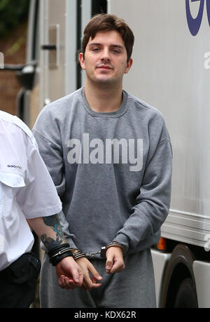 Lewes Crown Court, UK. 16th October, 2017. Daryll Rowe arrives at Lewes ...