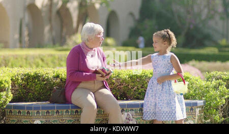 SLIPAWAY, from left: Elaine Partnow, Jesse Pepe, 2017. © Glasscore ...