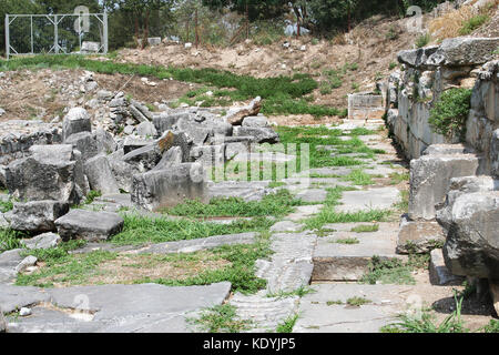 The Ignatian Way (Via Egnatia) was was a road constructed by the Romans ...