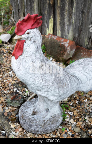 Cockerel garden ornament Stock Photo - Alamy