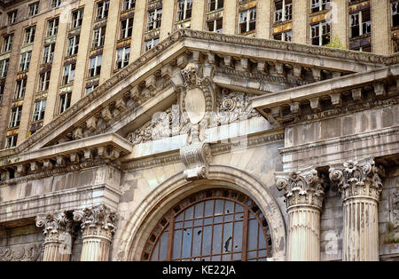 Fancy design elements in old style building Stock Photo - Alamy