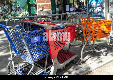 Toys-R-Us, Manhattan, New York Stock Photo: 7312669 - Alamy
