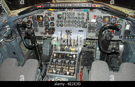 DC-9 jet airplane cockpit Stock Photo - Alamy