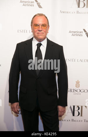 B Michael attends the American Ballet Theatre Fall Gala at David Geffen ...