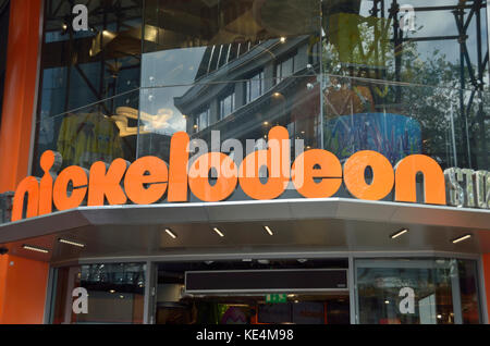 Nickelodeon store in London Stock Photo - Alamy
