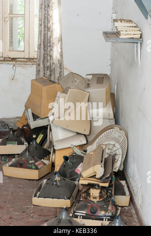 Old broken computers and CRT PC computer monitors (screens Stock Photo ...