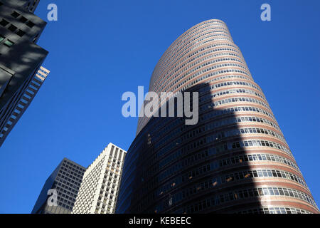 The Lipstick Building, Philip Johnson, Architect, 885 Third Avenue at ...