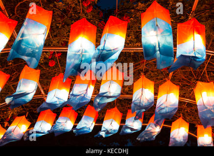 Traditional korean lamp lantern at night along a street Stock Photo Alamy