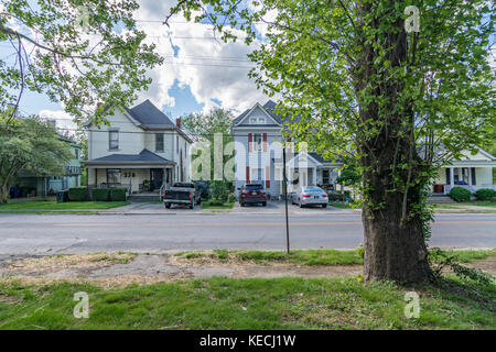 View of middle-class suburban neighborhood in Kentucky USA Stock Photo ...