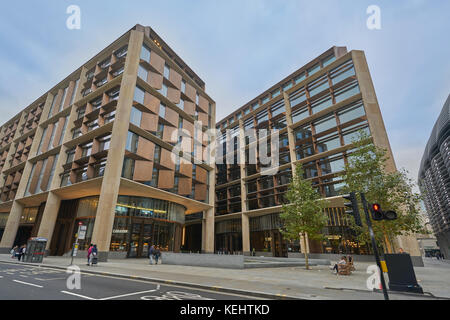 bloomberg building london Stock Photo - Alamy