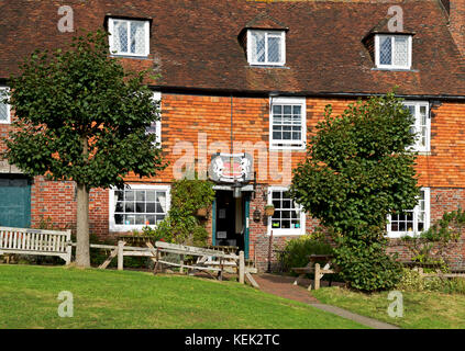 The Crown pub, Groombridge, Kent, England UK Stock Photo - Alamy
