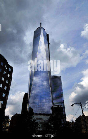 A view of the new WTC complex in downtown Manhattan Stock Photo - Alamy