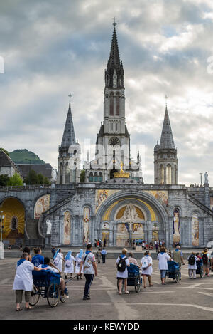 Pilgrims procession to Mass, Lourdes, Pyrenees, France, Europe Stock ...