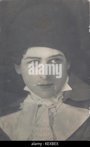880K 1 104 1 Petar Raychev in Faust Opera, 1919 Stock Photo - Alamy