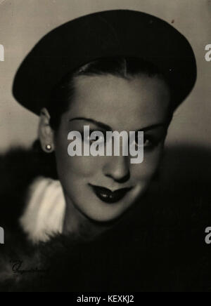 1625K 1 22 8 Nadya Nozharova, Countess Nadia de Navarro Farber Stock ...