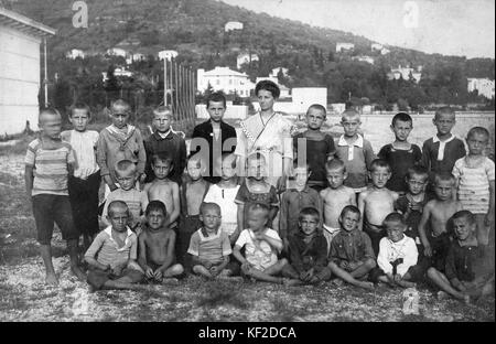 old historical classroom with woman teacher, altes historisches ...