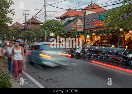 Street View of Ubud, Bali, Indonesia Stock Photo - Alamy