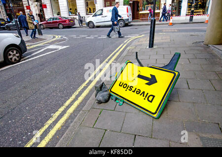 London, England, UK. Confusing traffic signs Stock Photo - Alamy