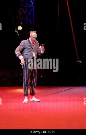 circus clown cleaners Stock Photo - Alamy