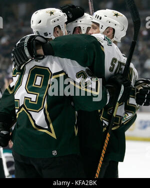 Dallas Stars' Steve Ott, right, celebrates a goal against the Detroit ...