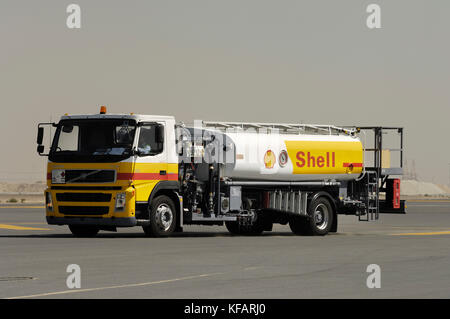 Shell aviation fuel tanker refuelling aircraft at Dusseldorf airport ...