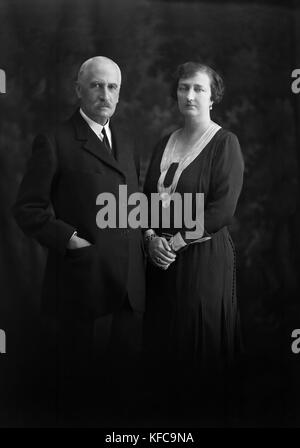 Prince Sixtus of Bourbon-Parma (1886-1934) and Hedwige de La ...