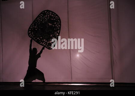 Traditional Cambodian marionette show / shadow puppets, Siem Reap ...