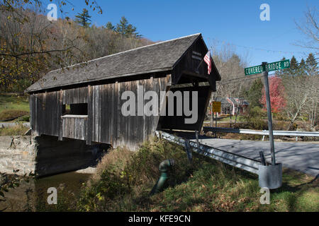 Lincoln Gap Covered Bridge, Warren, Vermont Stock Photo - Alamy