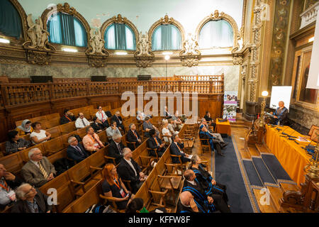 Prof Nam P. Suh (MIT) delivers a keynote address at the Gheorghe Asachi ...