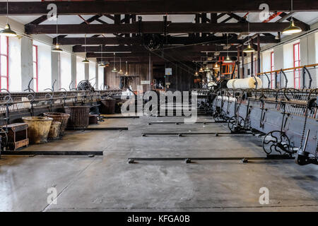 Textile Machinery at Leeds Industrial Museum, Armley Mills, West ...