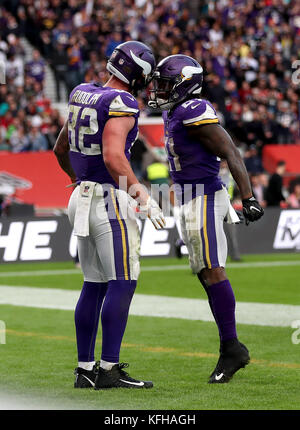 Minnesota Vikings' Jerick McKinnon (left) and Cleveland Browns' Derrick ...