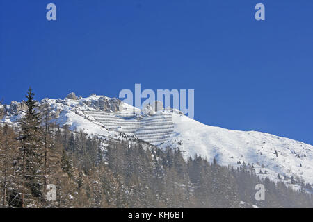 Axamer Lizum Skigebiet in Österreich Stock Photo - Alamy