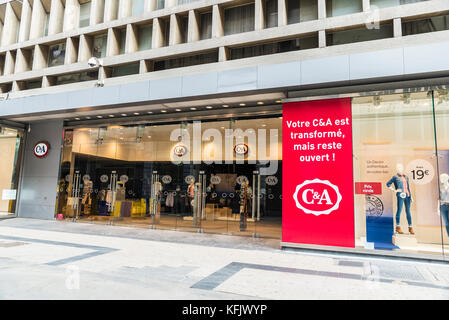 Brussels, Belgium - August 27, 2017: Uniqlo shop in the center of ...