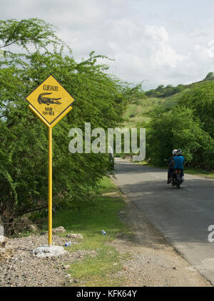 Warning sign for saltwater crocodiles on the beach in Far North ...
